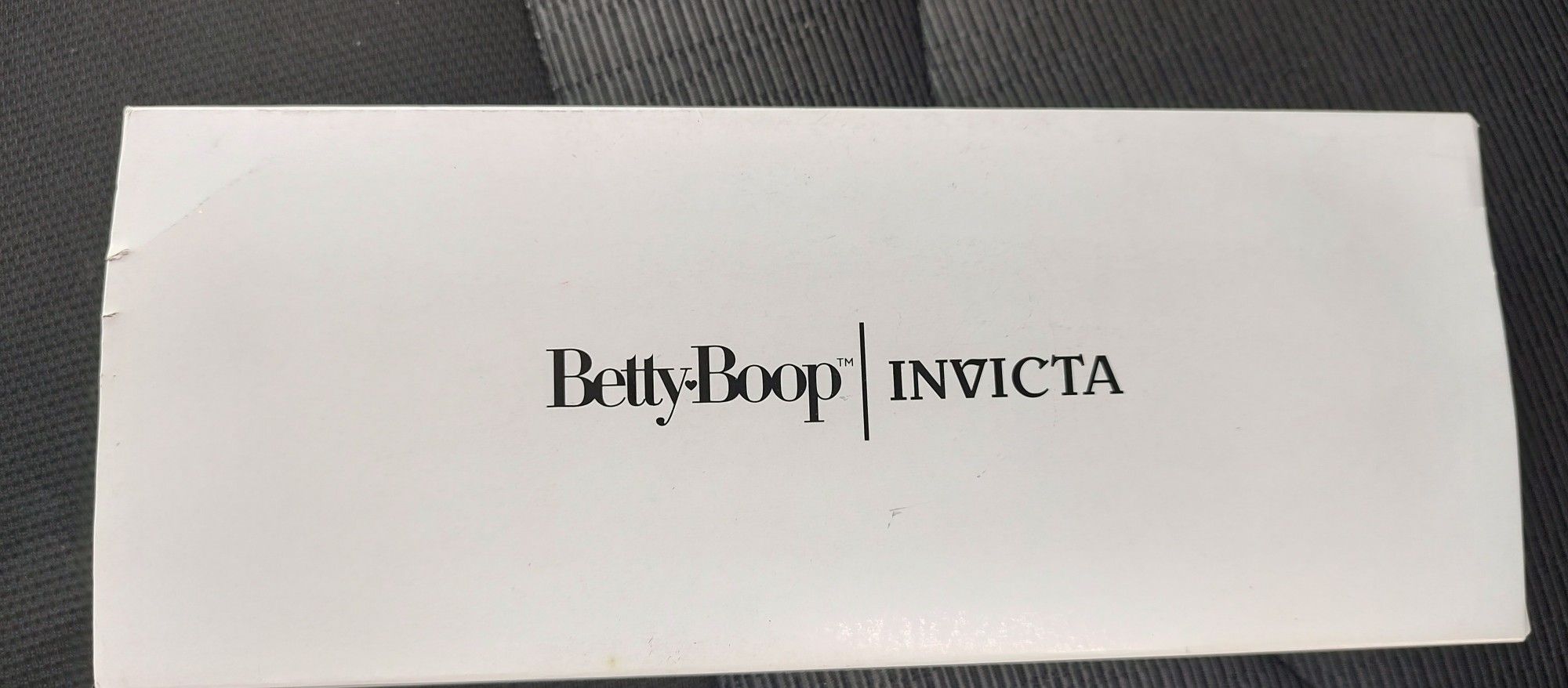 Invicta Betty Boop | ppgbbe.intranet.biologia.ufrj.br
