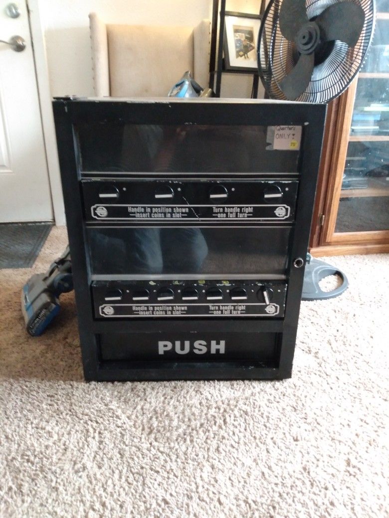 75 Cent Turn Knob Corkscrew Mechanism Vending Machine for Sale in ...