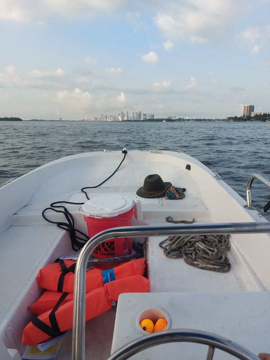 1987 Wahoo Double console for Sale in Hialeah, FL - OfferUp