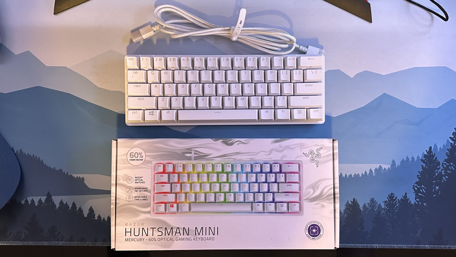 Razer Huntsman Mini - Mercury White for Sale in Visalia, CA - OfferUp