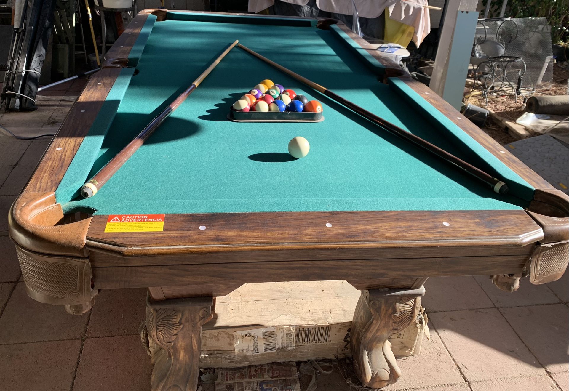 7.5ft Ball And Claw Leg Pool Table for Sale in Las Vegas, NV - OfferUp