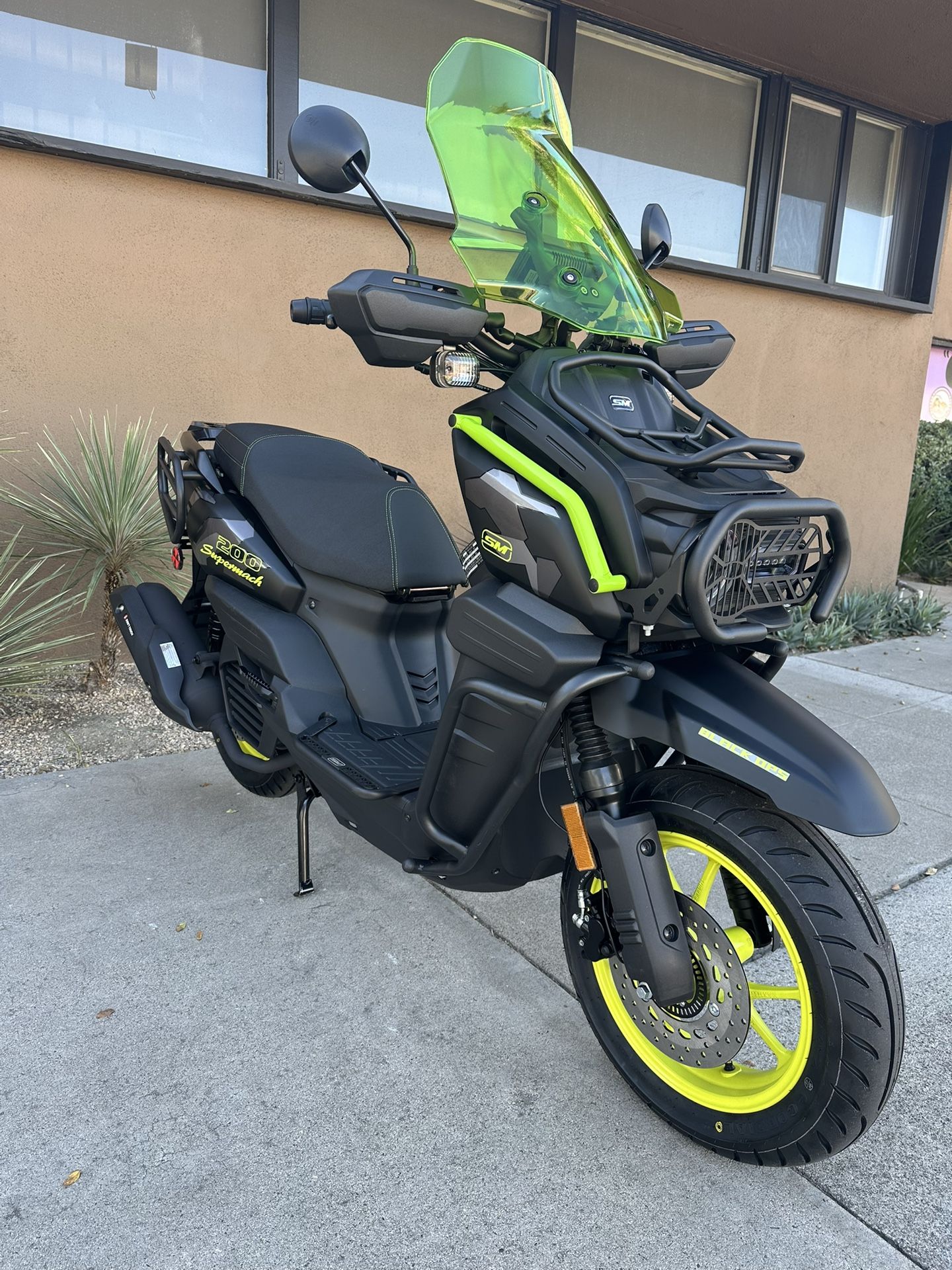 2026 Supermach Tank 200 black ops for Sale in Santa Ana, CA - OfferUp