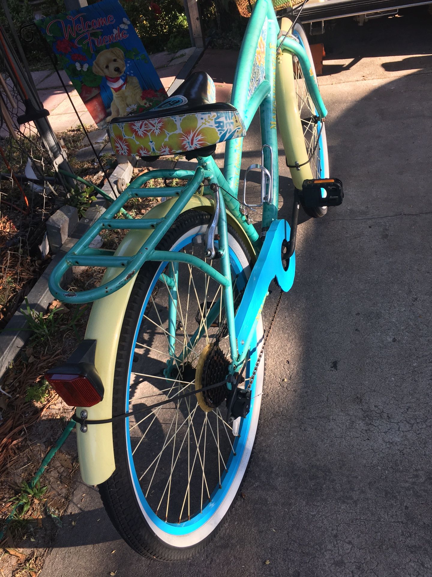 Margaritaville womens bicycle store