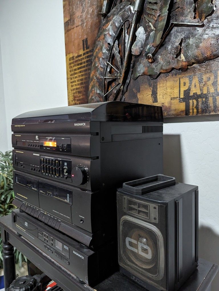 Magnavox Stereo System for Sale in Phoenix, AZ - OfferUp