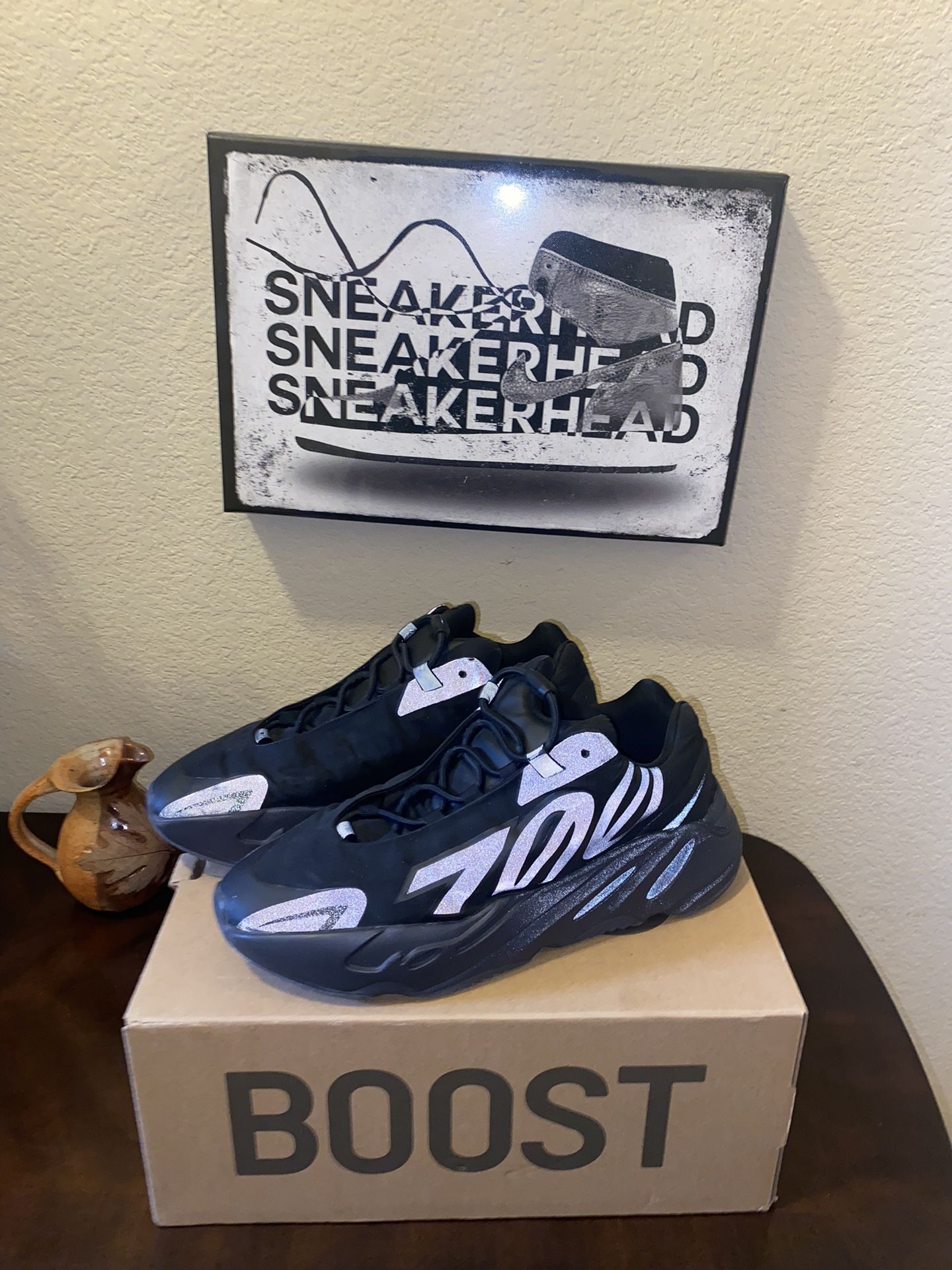 Yeezy Boost 700 Triple Black Size 10 for Sale in Round Rock, TX - OfferUp