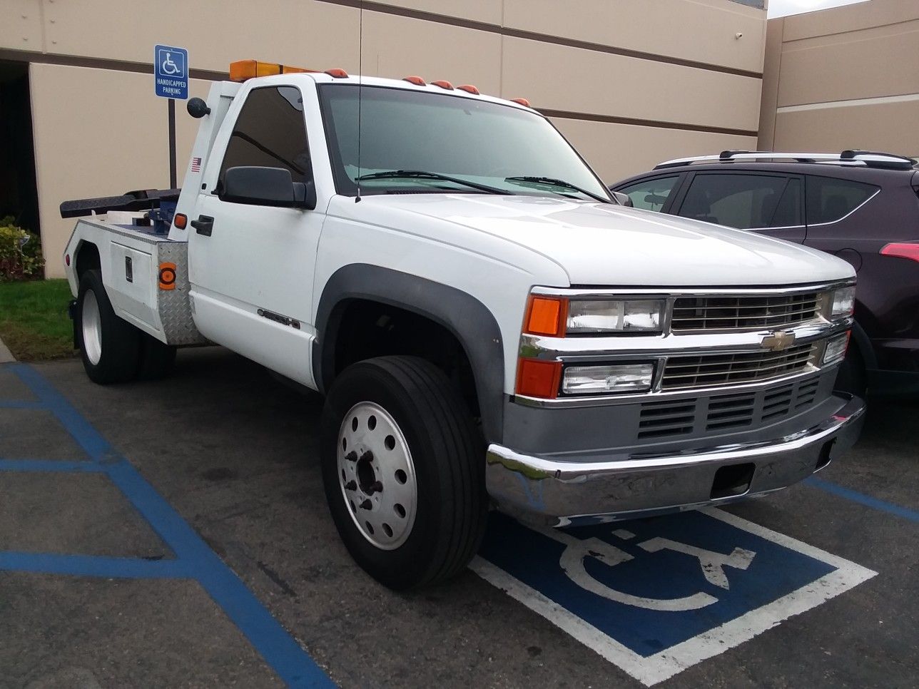 2000 GMC Sierra 3500 Classic for Sale in Anaheim, CA - OfferUp