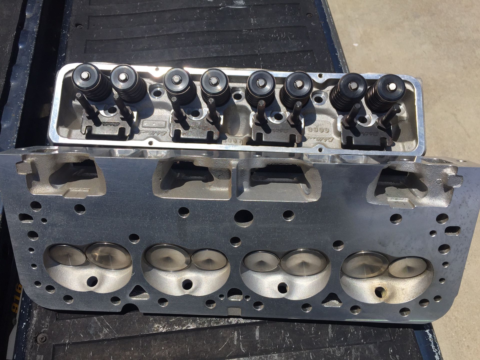 New SBC Edelbrock performer rpm 6089 heads for Sale in Garden Grove, CA ...