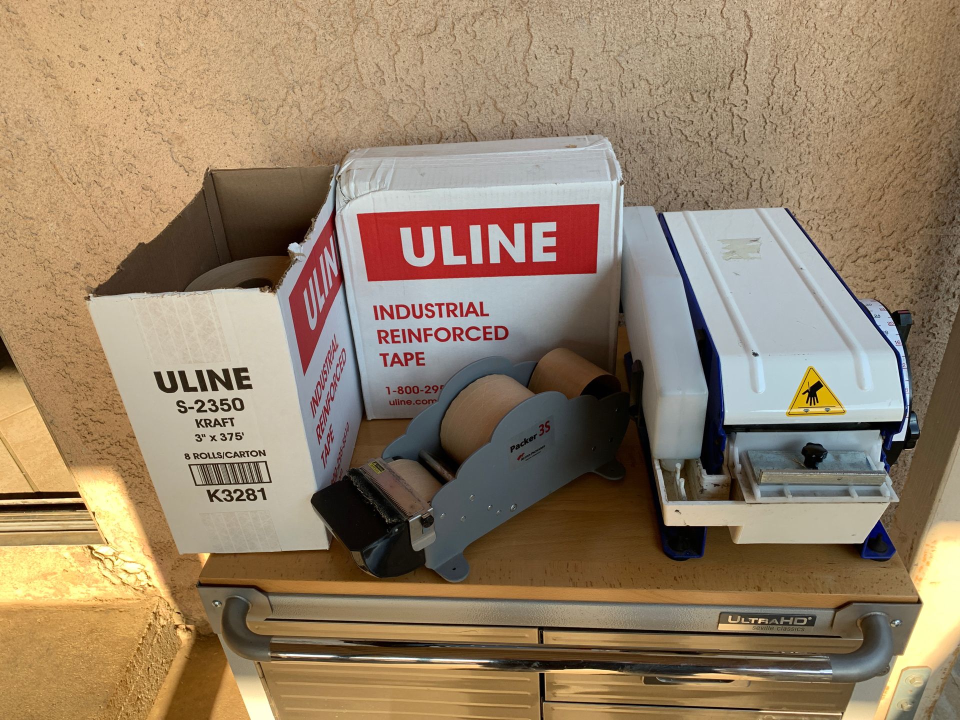 Uline Manual Tape Dispenser and Kraft Sealing Tape SEE DESCRIPTION FOR ...