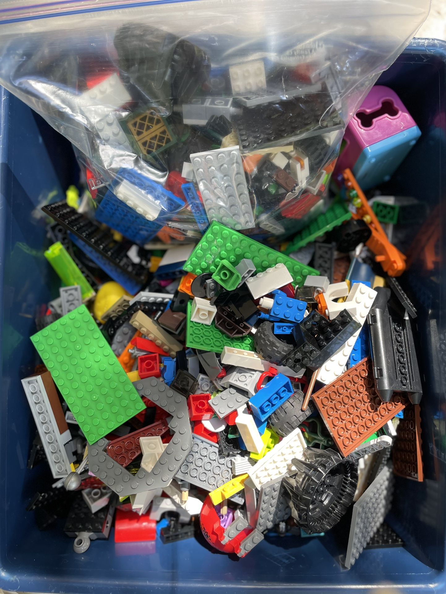 Legos 7 lbs Mix for Sale in Fort Lauderdale, FL - OfferUp