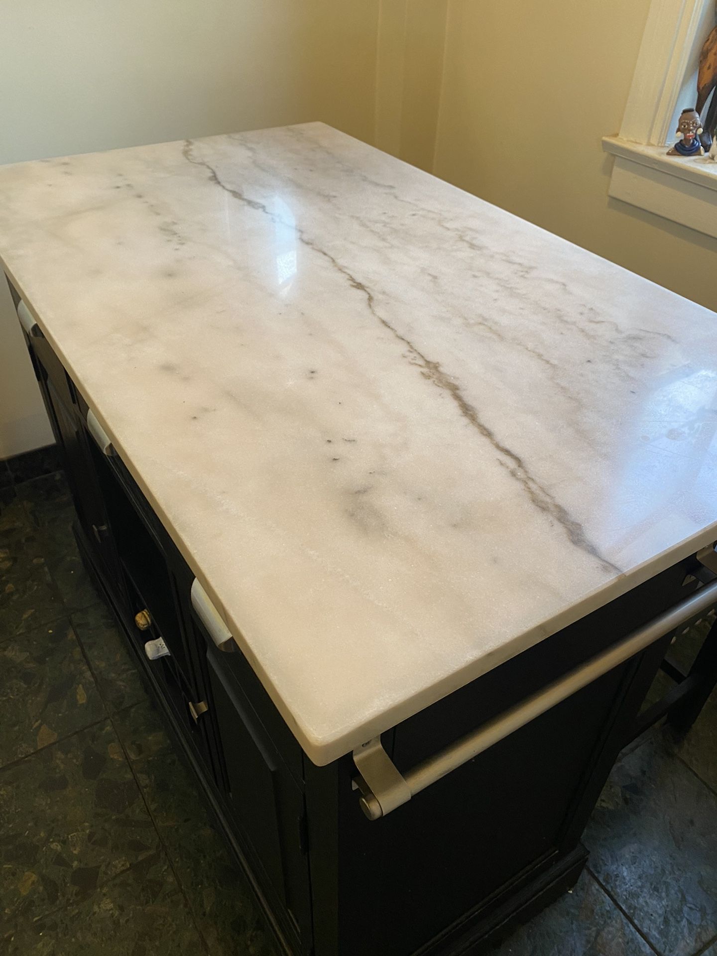 Mantello Marble Kitchen Island for Sale in Los Angeles, CA - OfferUp