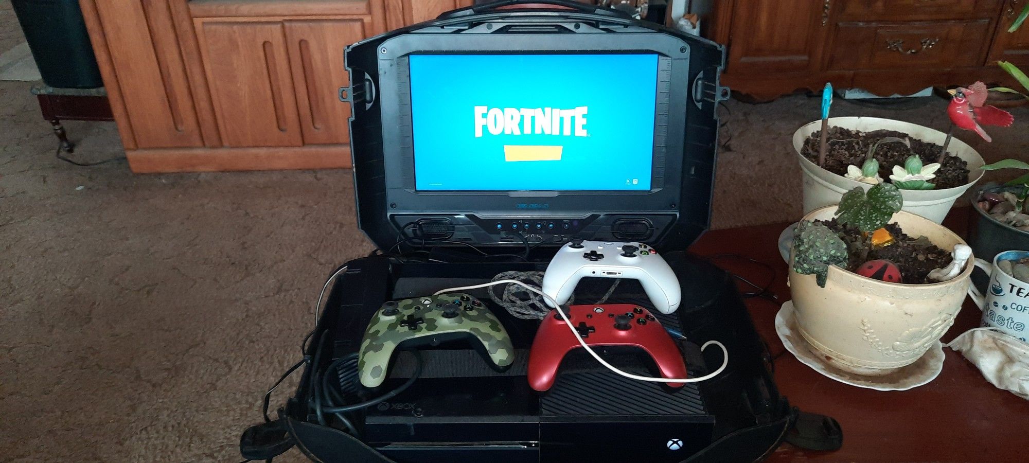 Xbox One And Gaem Case W/led TV for Sale in Concrete, WA - OfferUp