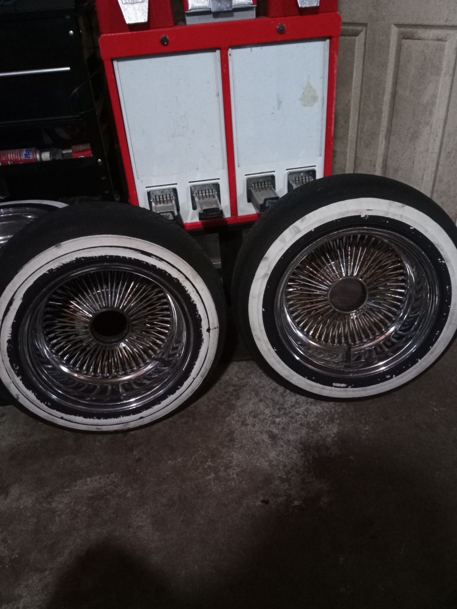 Lowrider spokes wire rims 14x7. (STOP ASKING IF IS STILL AVAILABLE, YES ...