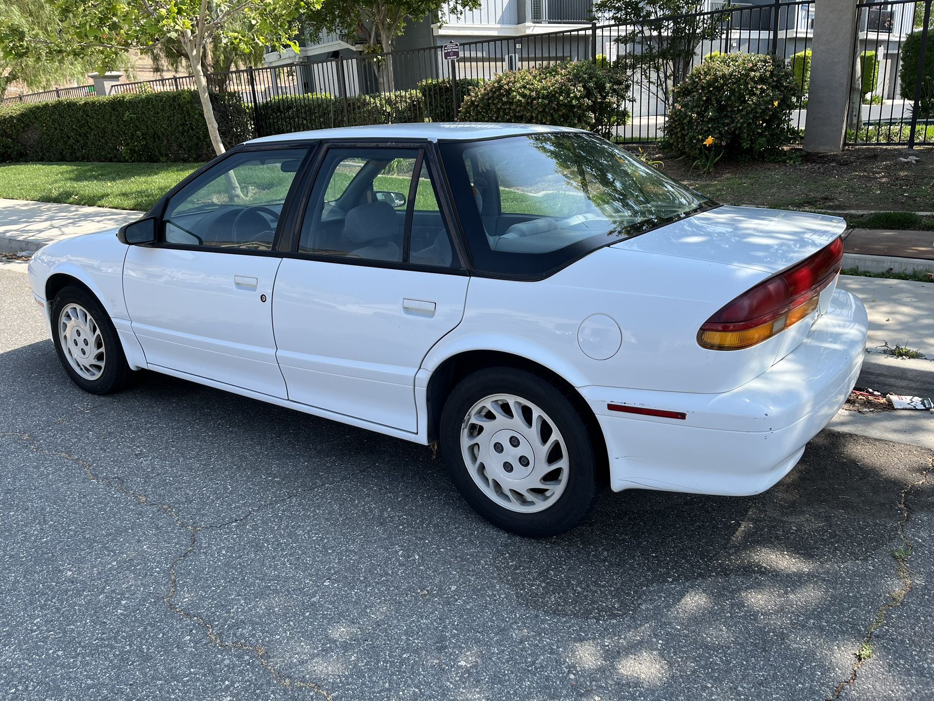 1995 Saturn Automatic for Sale in Moreno Valley, CA - OfferUp