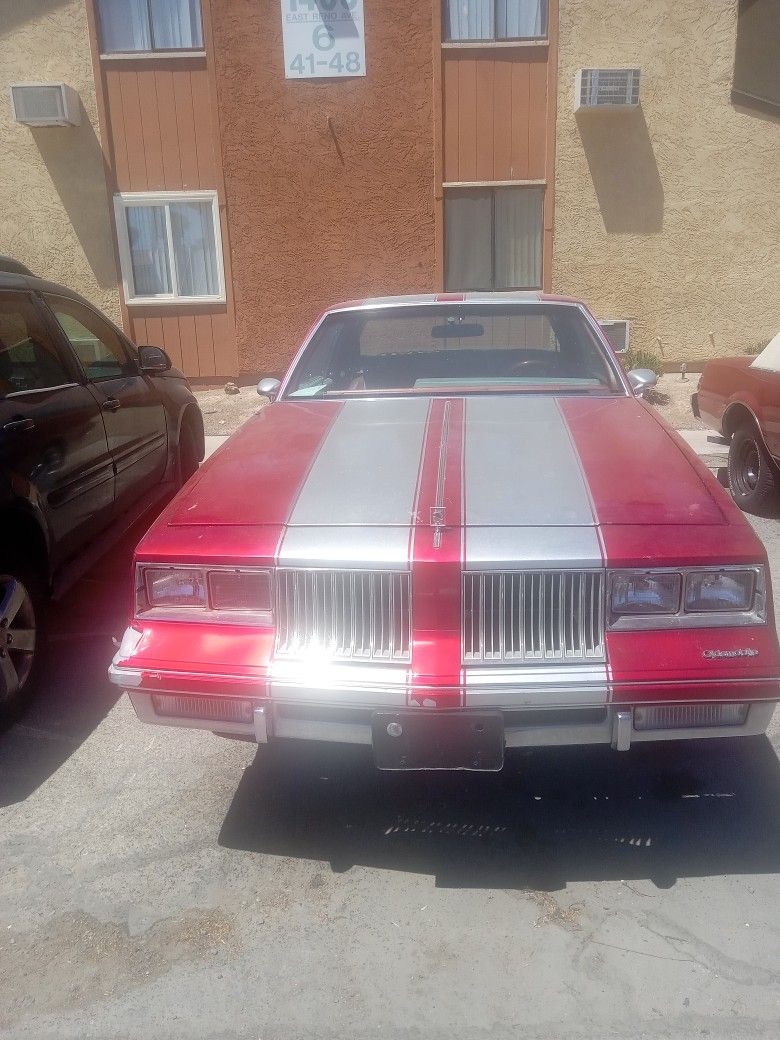 1984 Cutlass 1985 Regal for Sale in Las Vegas, NV - OfferUp