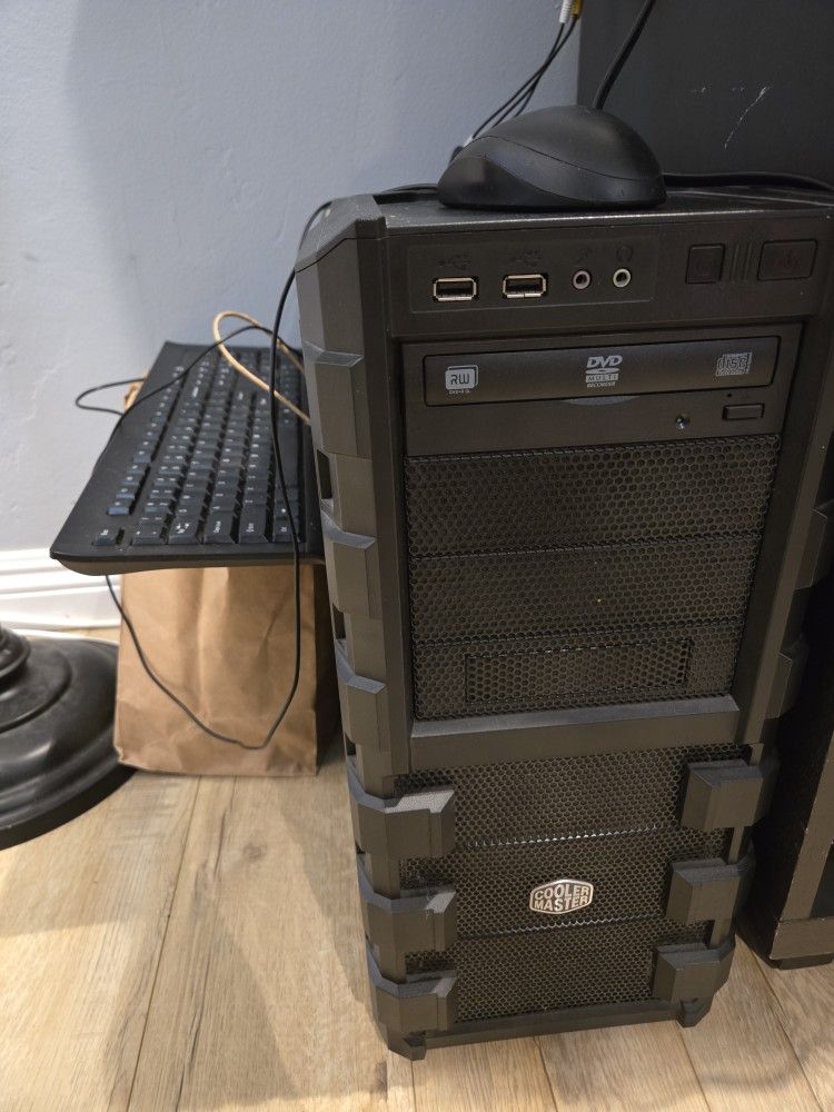 Desktop Computer With Screen- Gaming- keyboard-mouse for Sale in ...