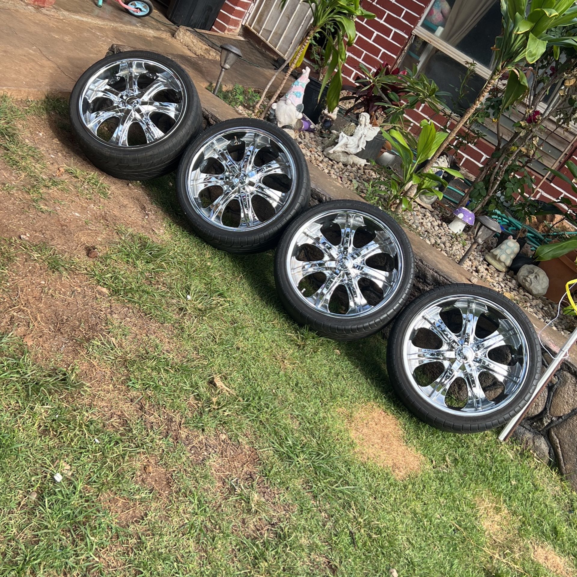 Chrome Rims “20”s for Sale in Waianae, HI - OfferUp