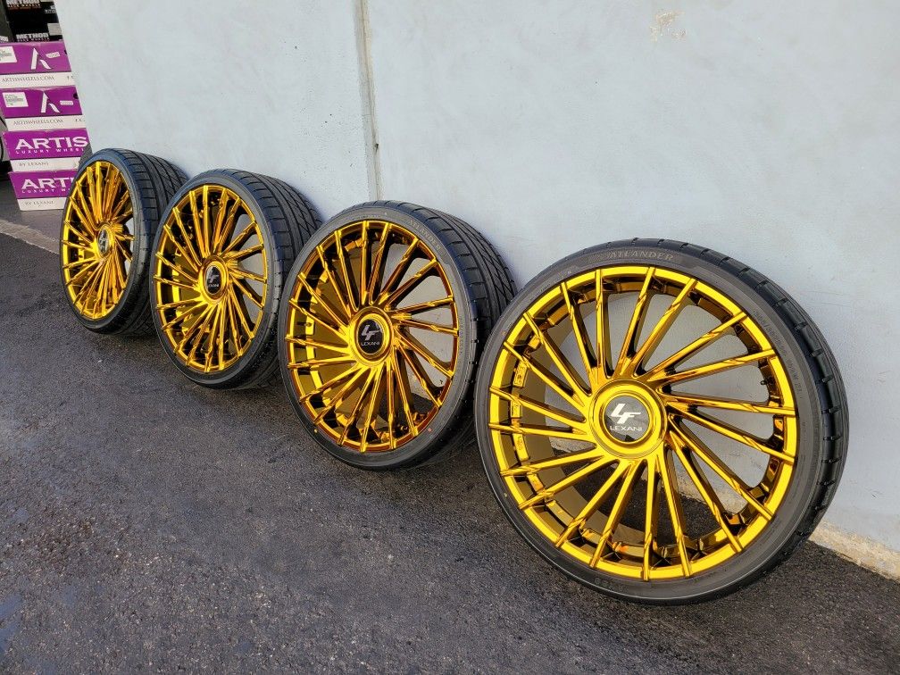 26" LEXANI Wraith Gold w/ Tires for Sale in Orange, CA - OfferUp