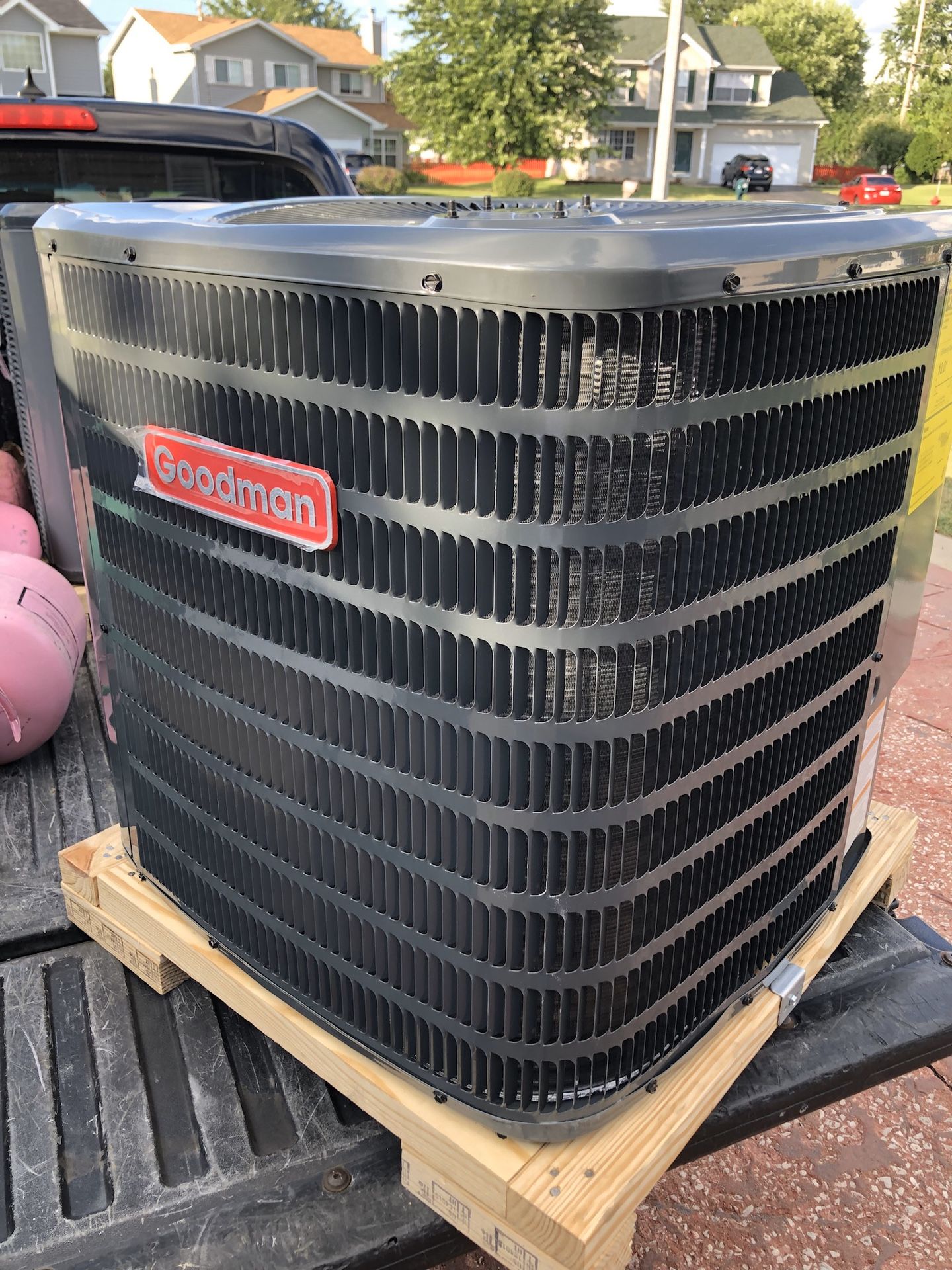 New AC unit Goodman 2 ton b for Sale in Aurora, IL - OfferUp