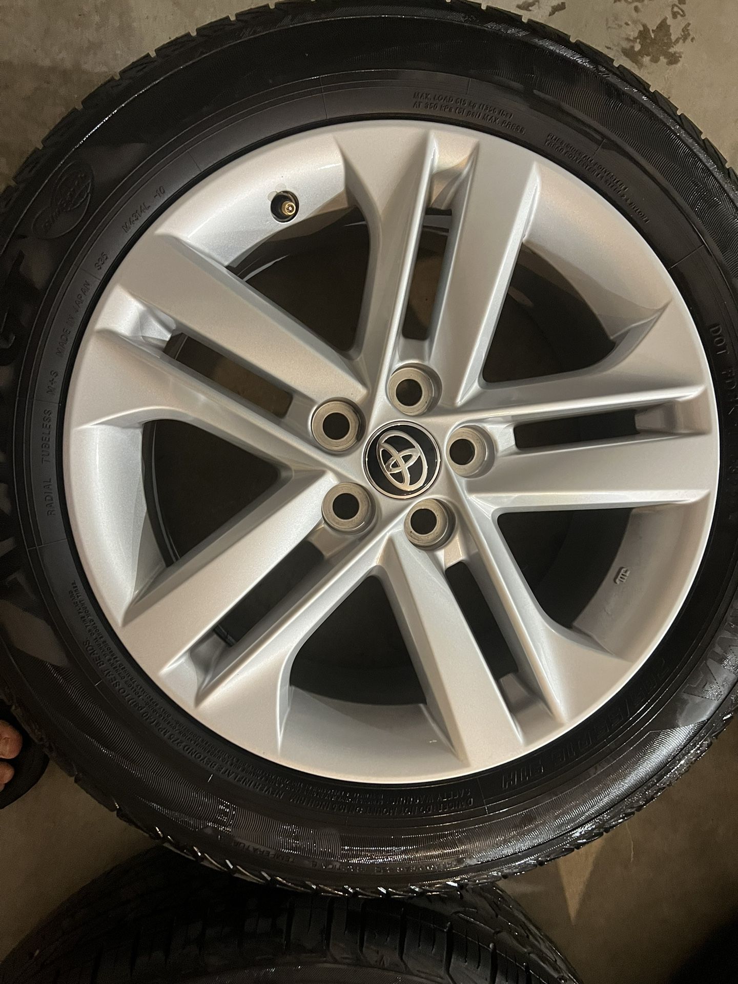 Corolla Wheels for Sale in Perris, CA - OfferUp