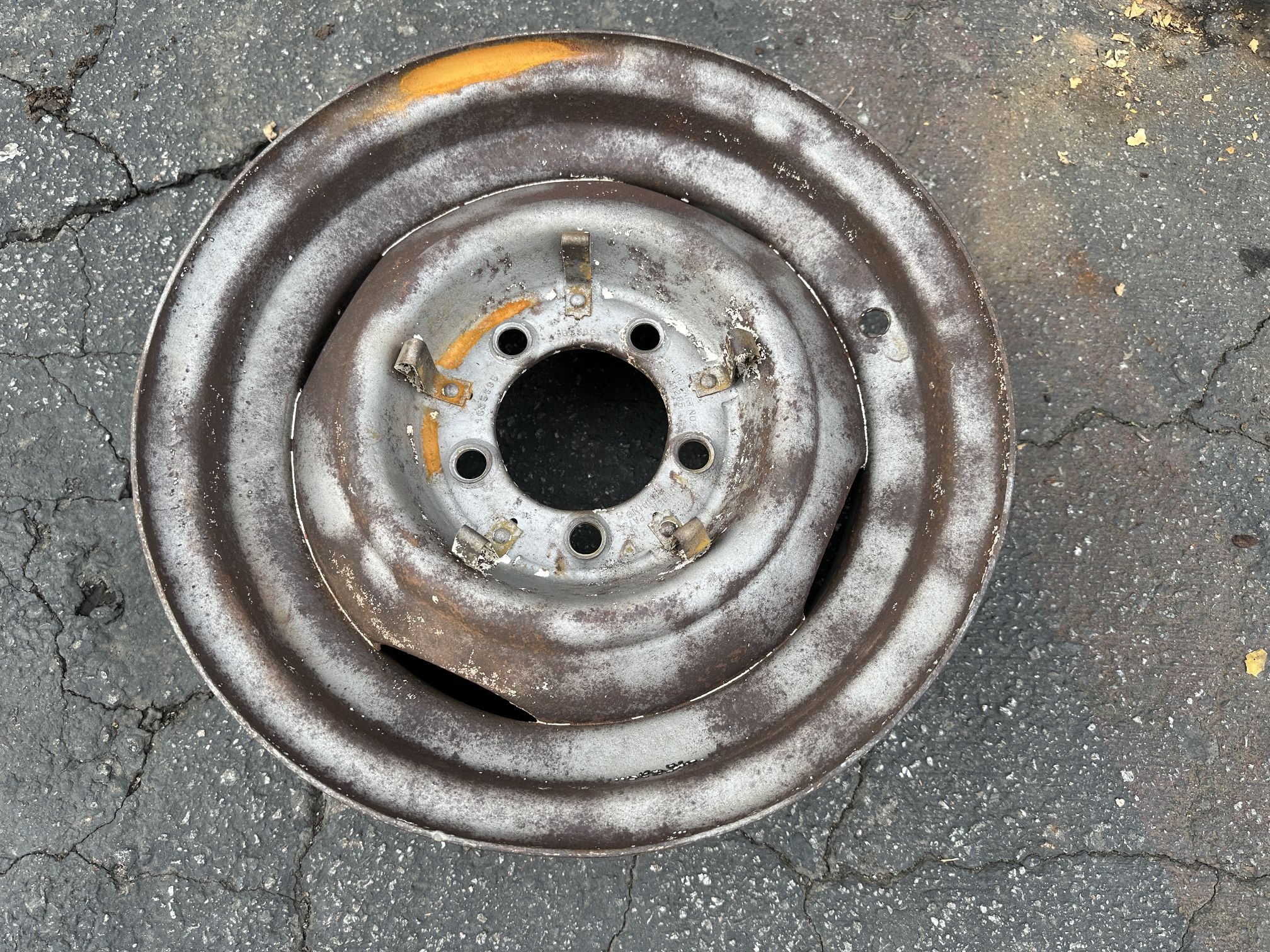 One 1946 dodge truck 15x5.5 inch rim with clips. 5 on 5 lugs fits GM ...