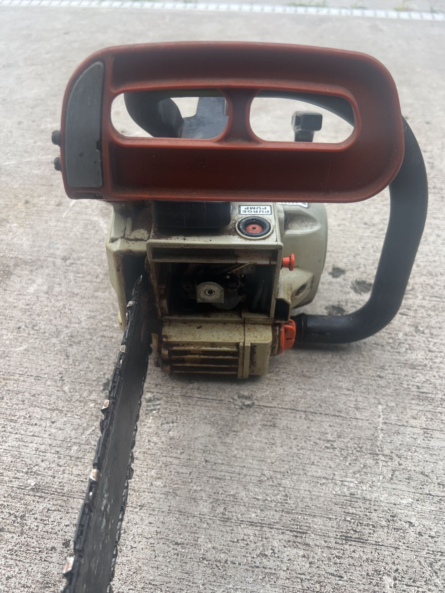 Echo cs-346 Chainsaw (needs carburetor cleaning ) for Sale in Miami, FL - OfferUp