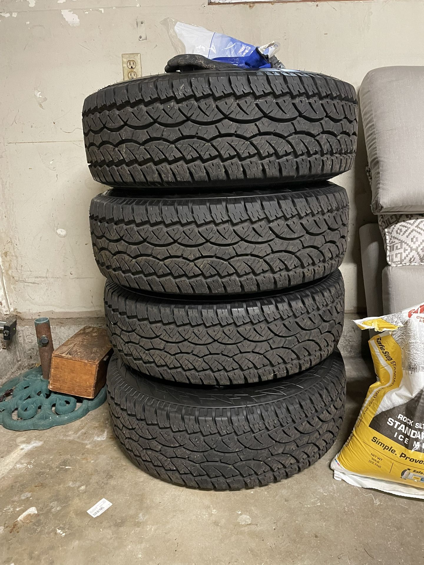 Like New Atturo 265/75 R16 Wheels And Tires for Sale in Auburn, WA ...