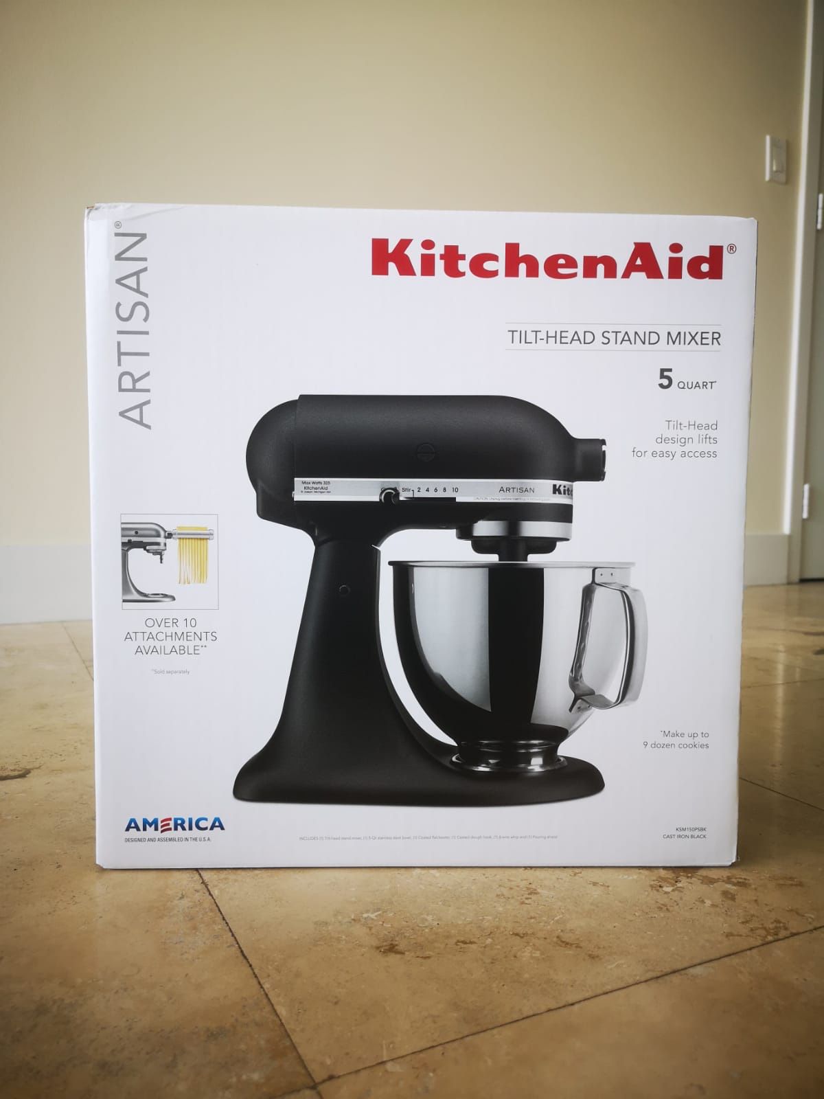 Kitchen aid new.Stand mixer complete for Sale in Miami, FL - OfferUp