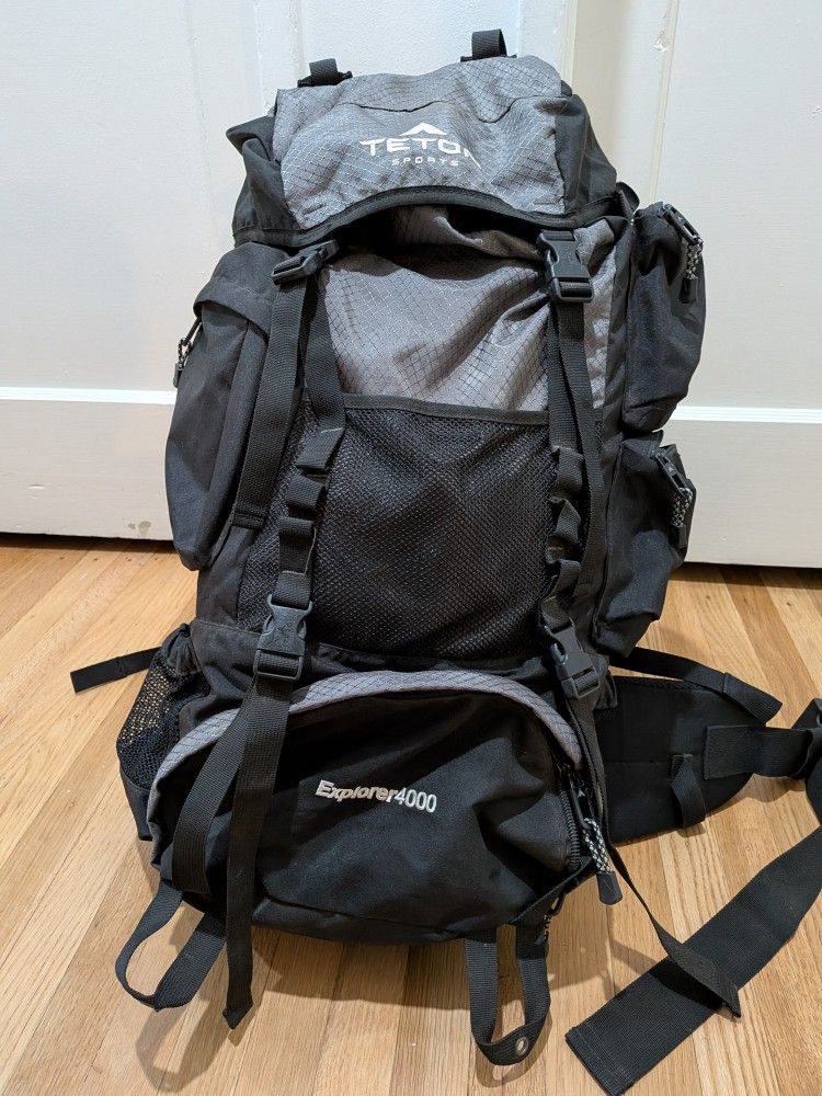 Backpacking Backpack 40L for Sale in Lakewood, CA - OfferUp