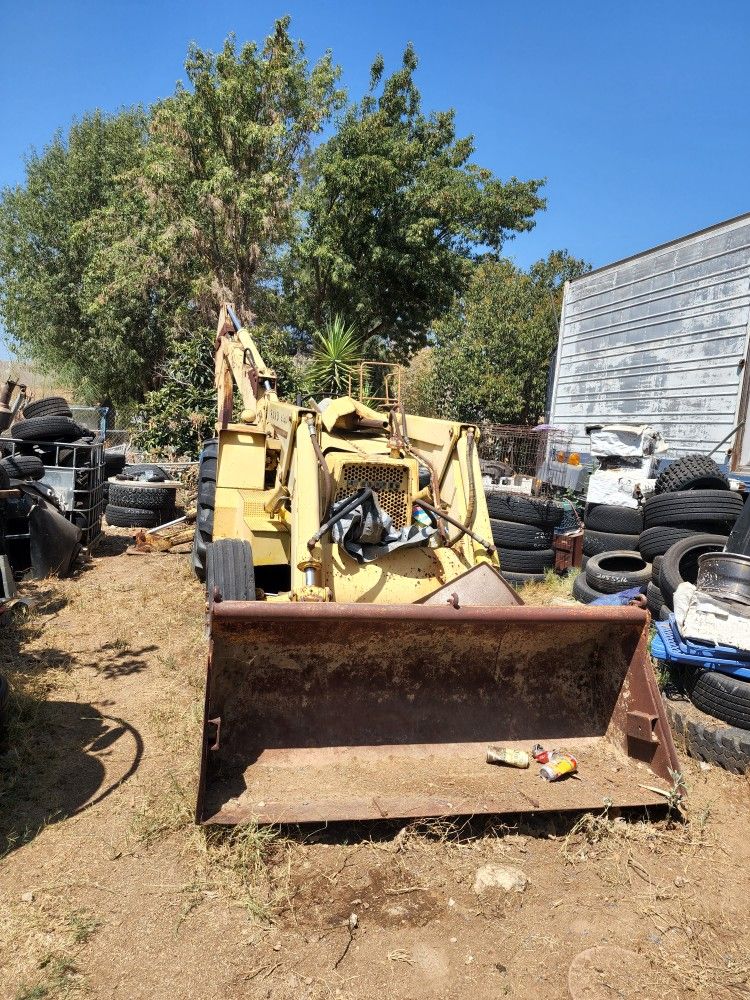 FORD 5550 BACKHOE DIESEL for Sale in Santa Fe Springs, CA - OfferUp