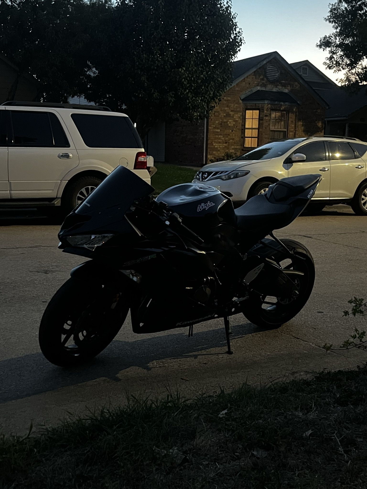 2019 Kawasaki Zx6r for Sale in Irving, TX - OfferUp