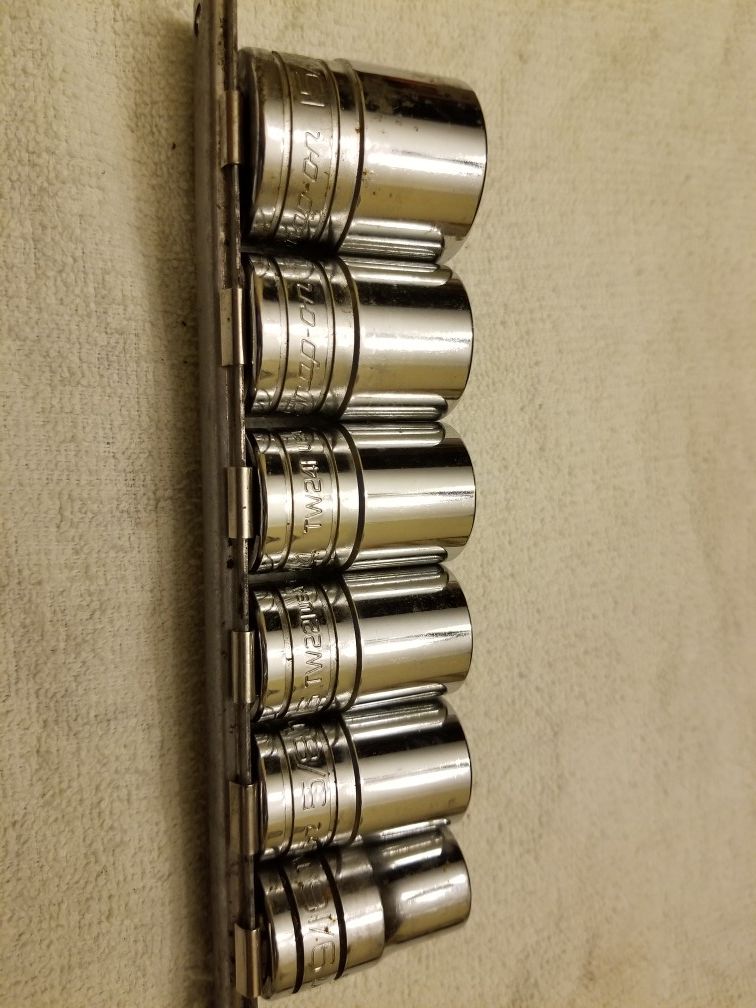 Snap On Tools USA 1/2” Drive 6 Point Shallow Chrome Sockets - TW301 ...