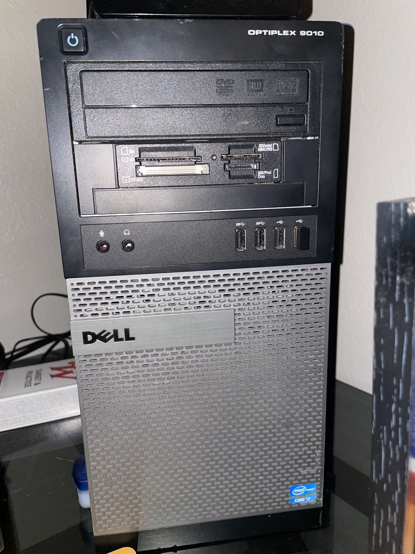 Dell Pc Tower With Windows 10 for Sale in Mesa, AZ - OfferUp