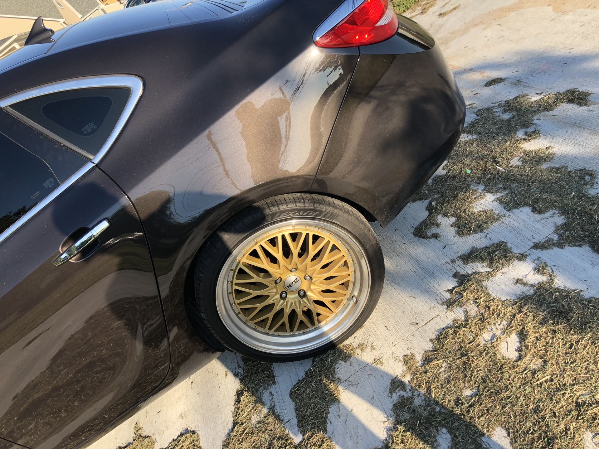 20 inch Gold rims with chrome lip for Sale in Hampton, VA - OfferUp