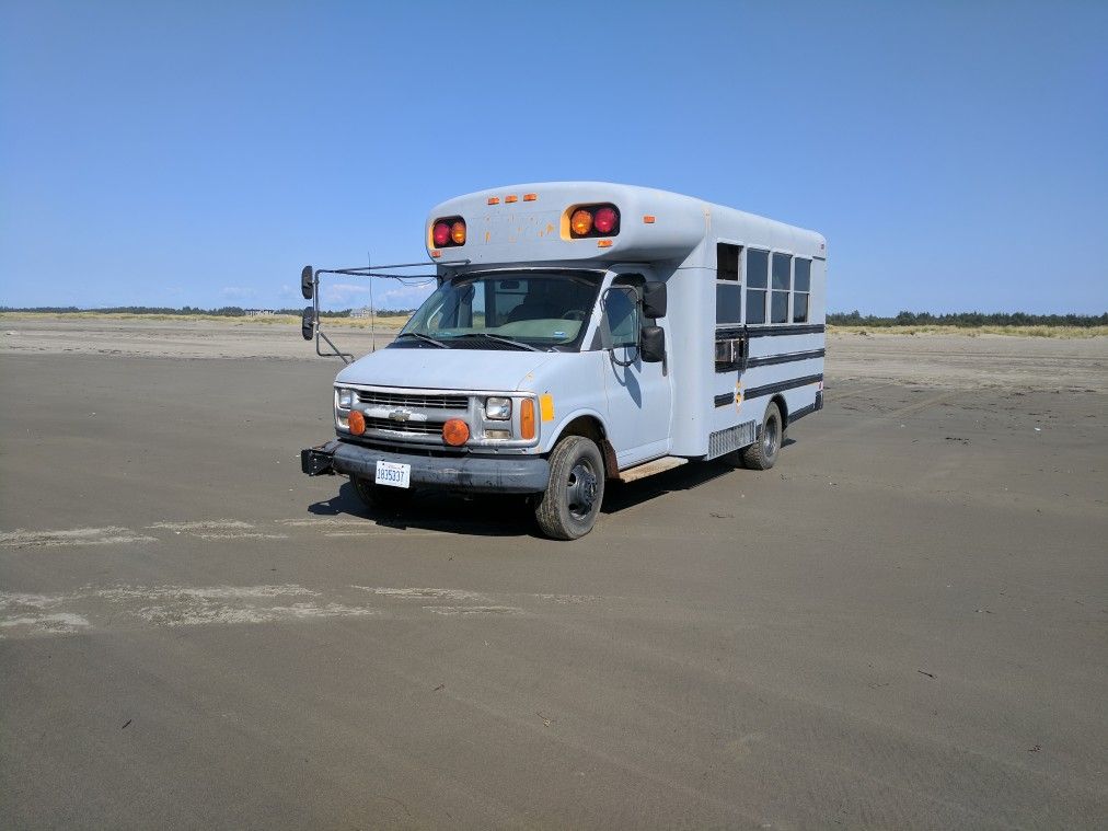 2000 Chevy Blue Bird 4 window short bus for Sale in Ocean Shores, WA ...