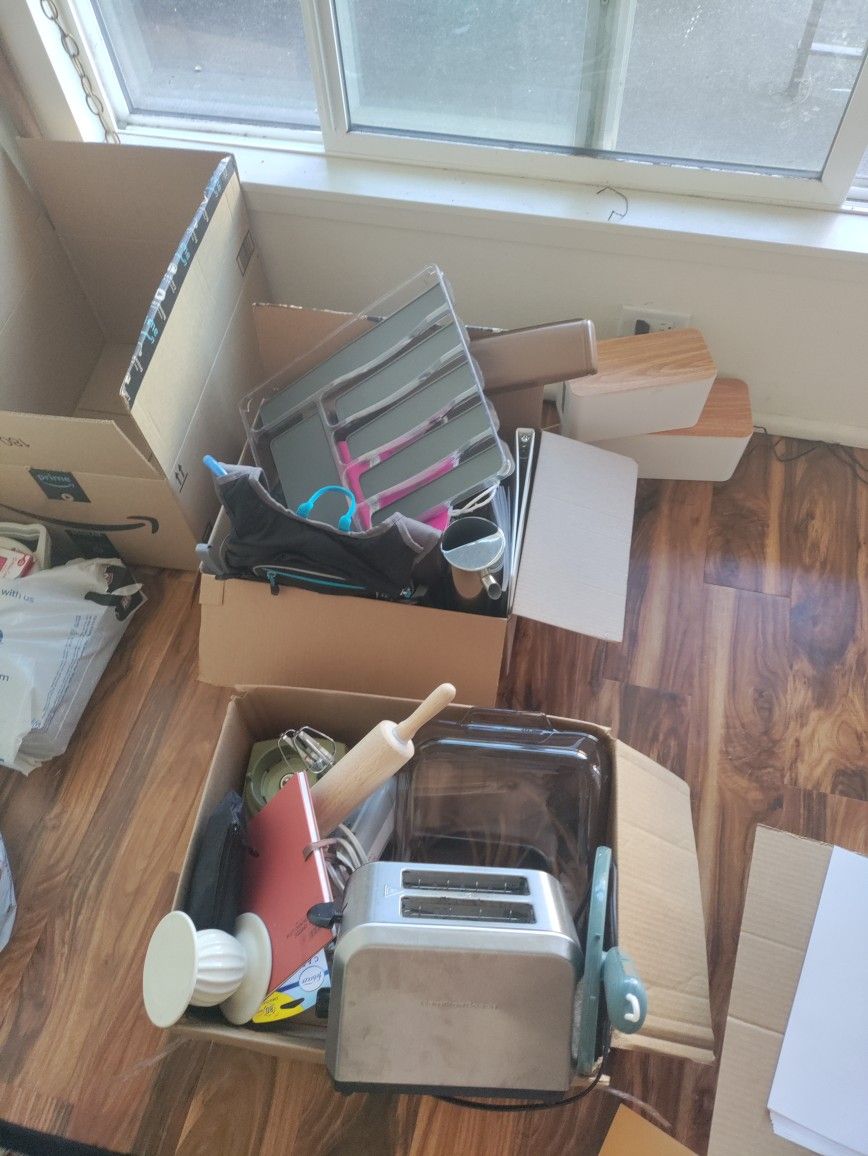 Free Kitchen/Household Stuff for Sale in Portland, OR - OfferUp