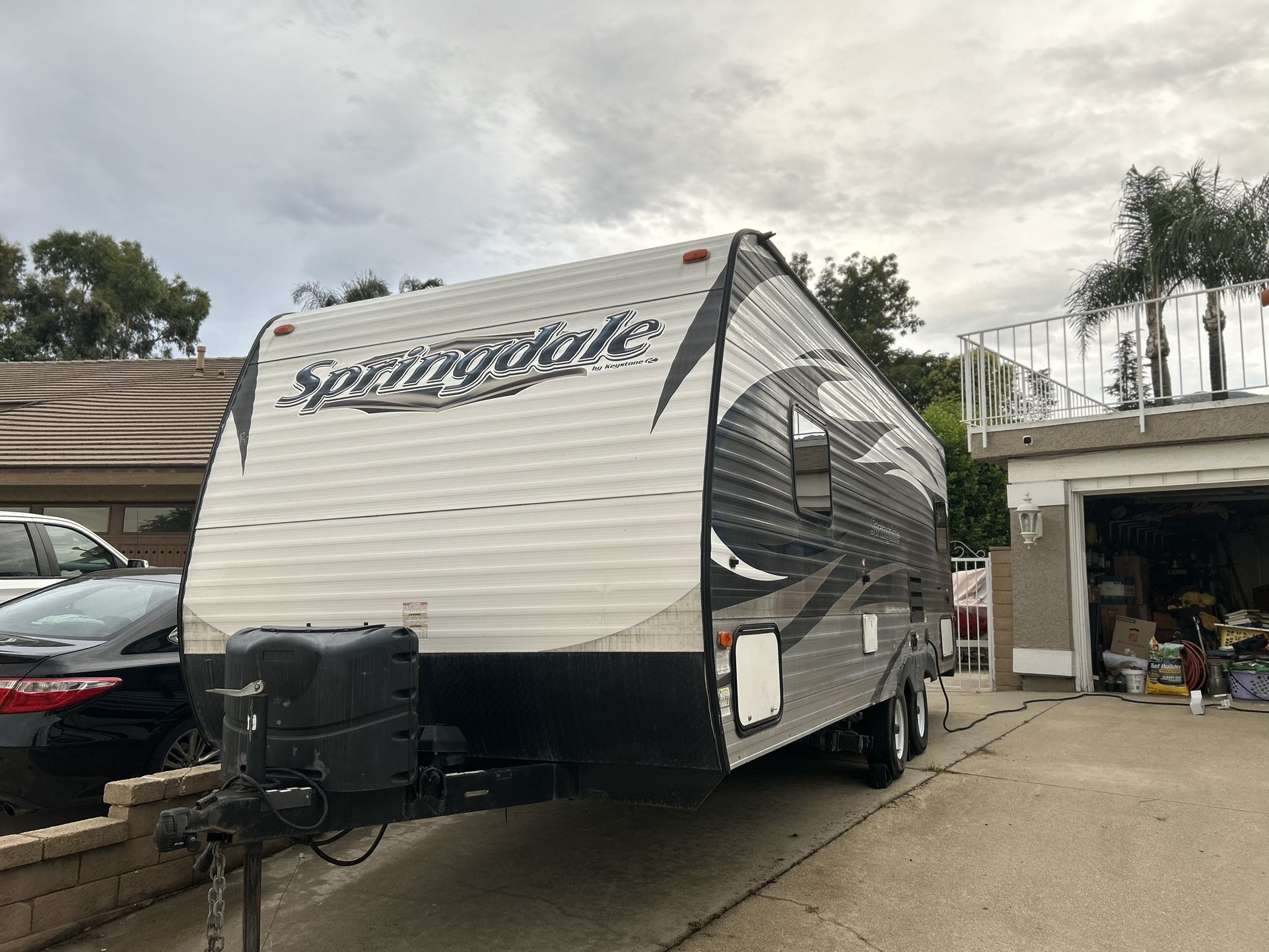 2015 Keystone Springdale for Sale in Alta Loma, CA - OfferUp