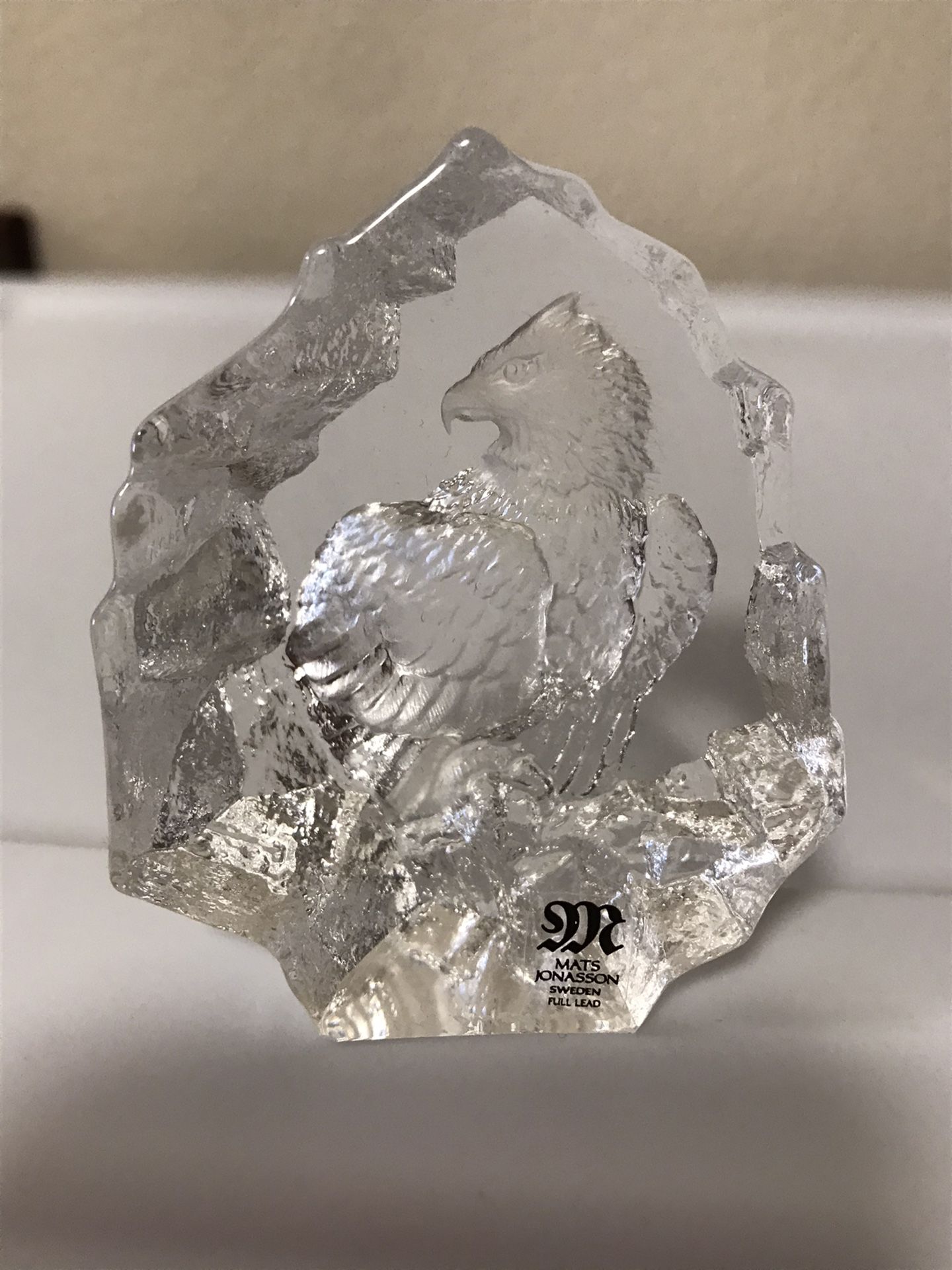 Full Lead Crystal Eagle By Mats Jonásson Fine Details Solid Crystal