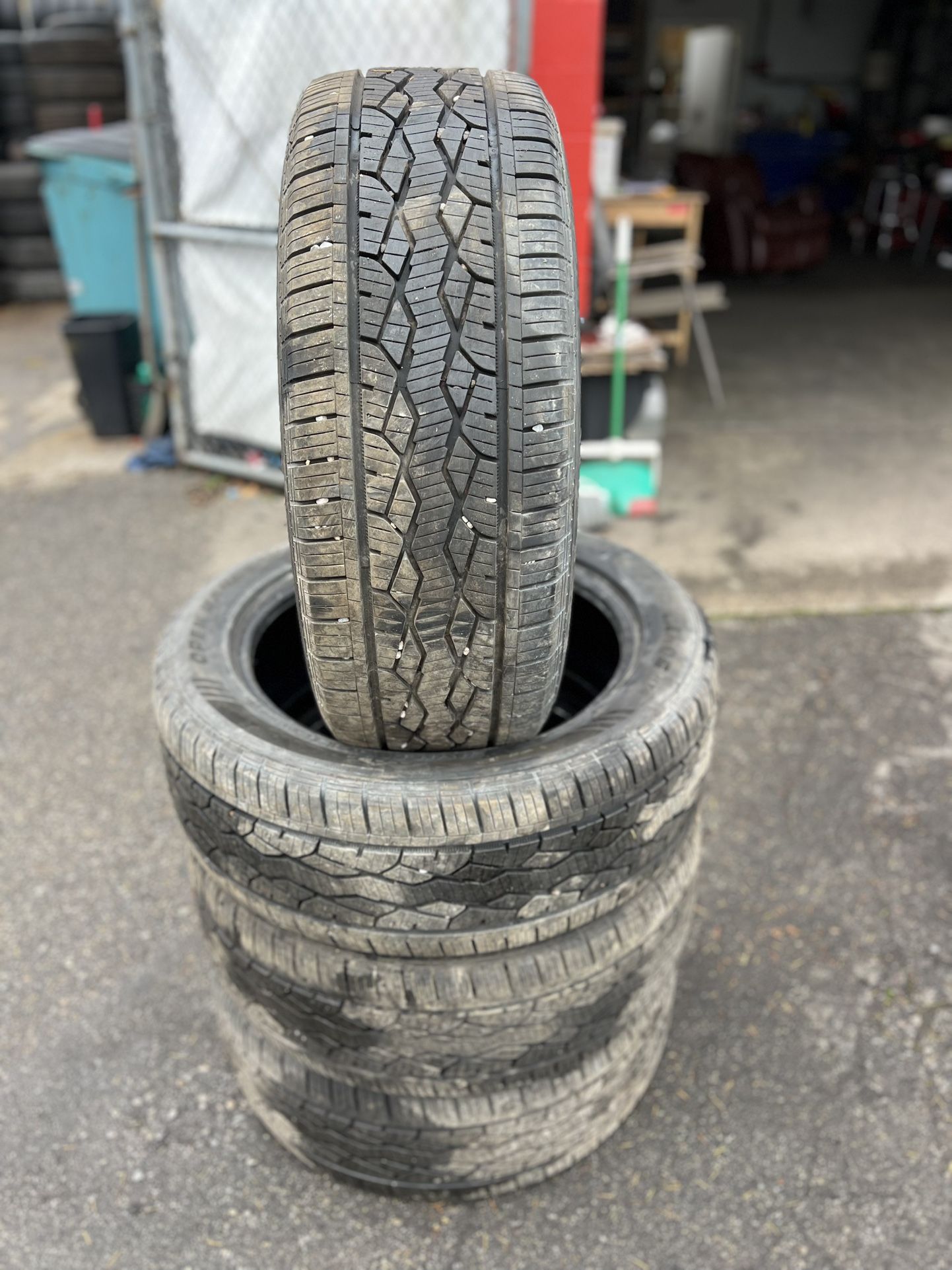 MAZAMA 255/50/20 LIKE NEW!!!! for Sale in Tacoma, WA - OfferUp