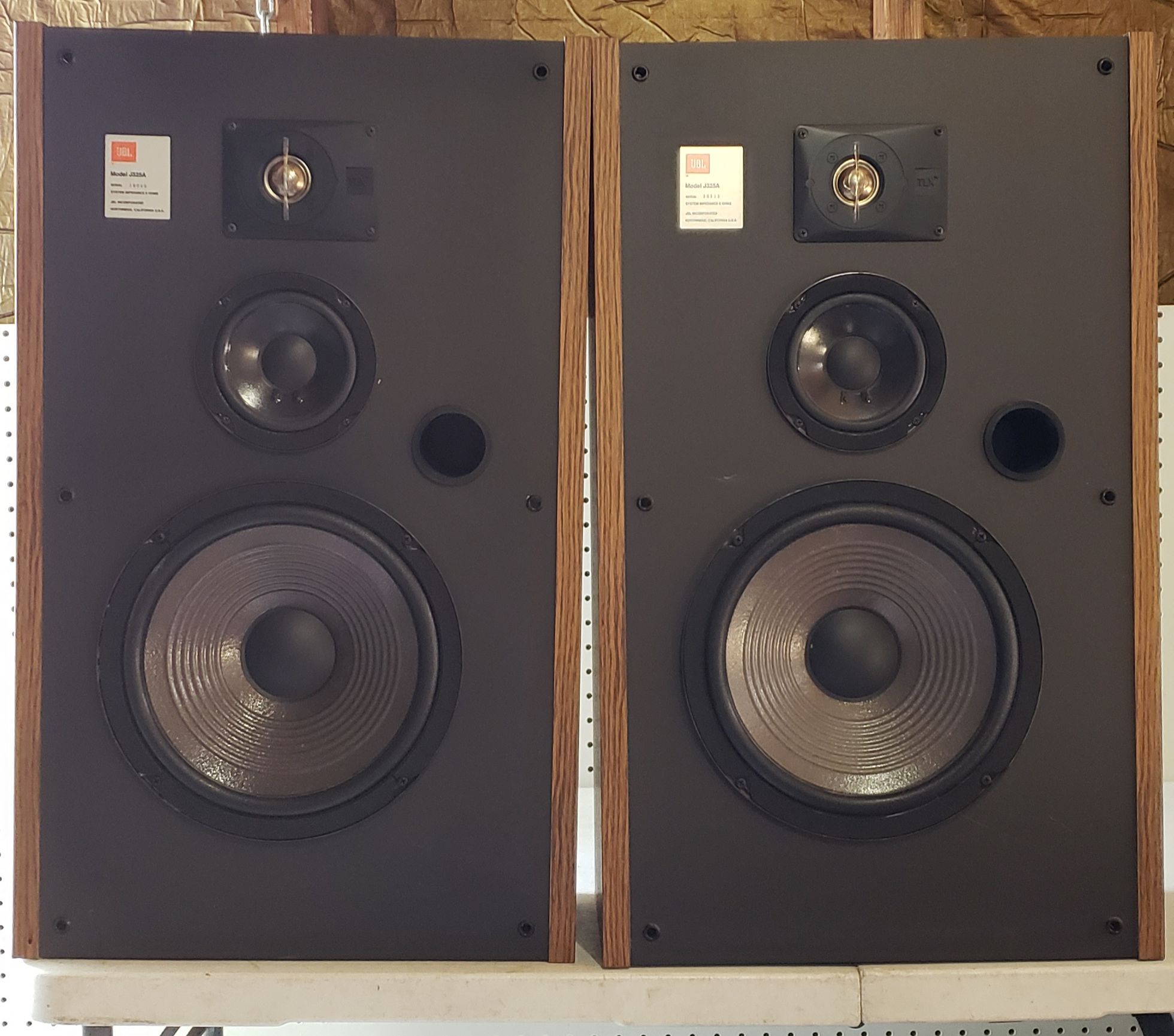Vintage speakers. Jbl model - j325A for Sale in Burbank, IL - OfferUp