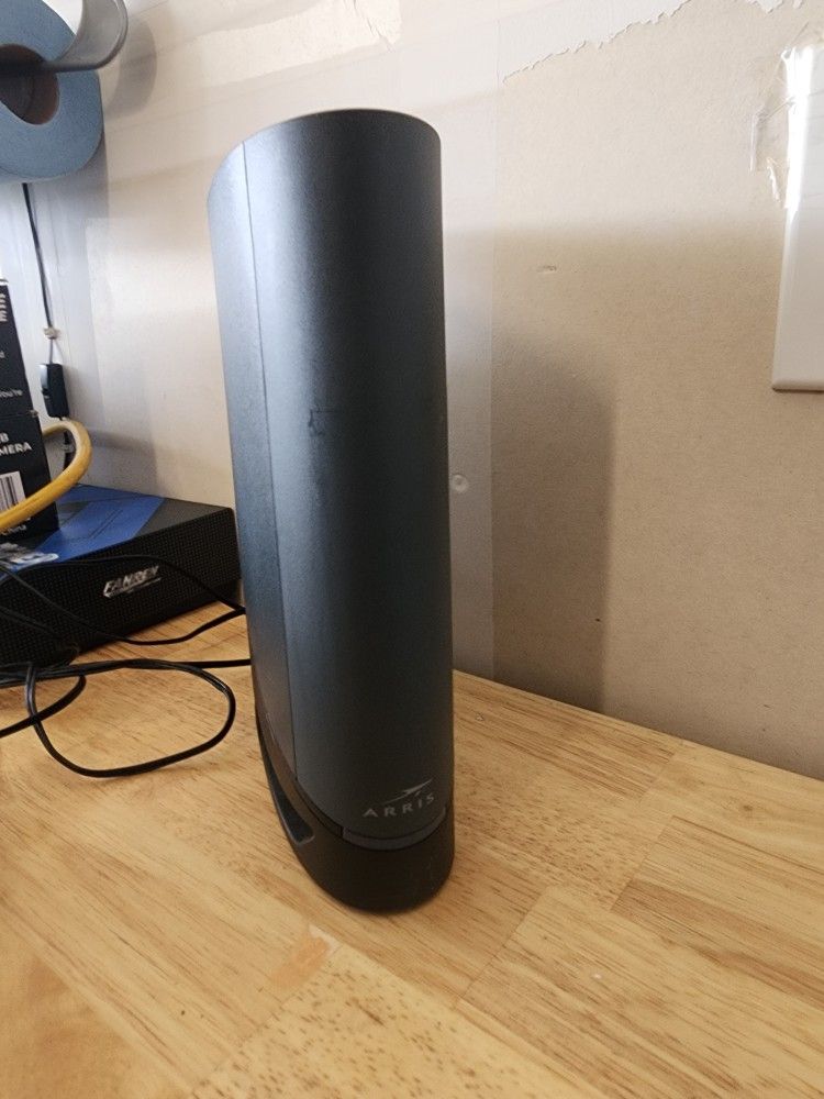 Arris G36 Cable Modem & Wi-Fi 6 Router for Sale in Clovis, CA - OfferUp