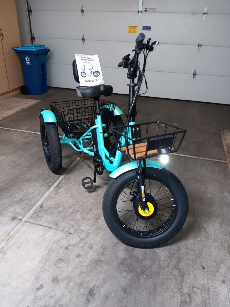 E- Trycycle Mooncool Fat Tire....New! for Sale in Las Vegas, NV - OfferUp