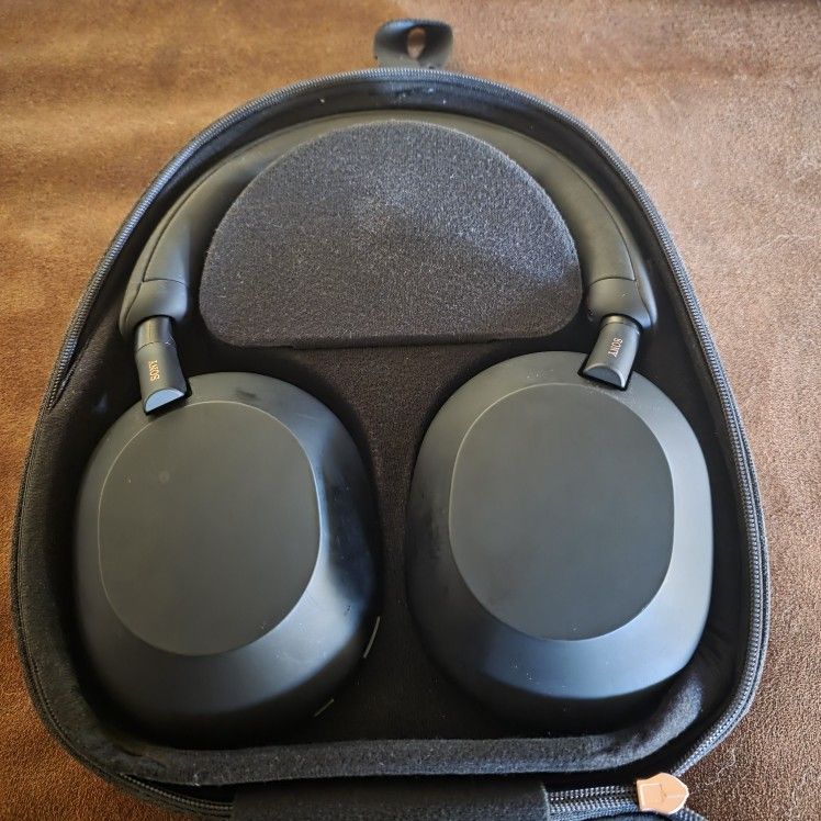 Sony XM5 for Sale in City Of Industry, CA - OfferUp