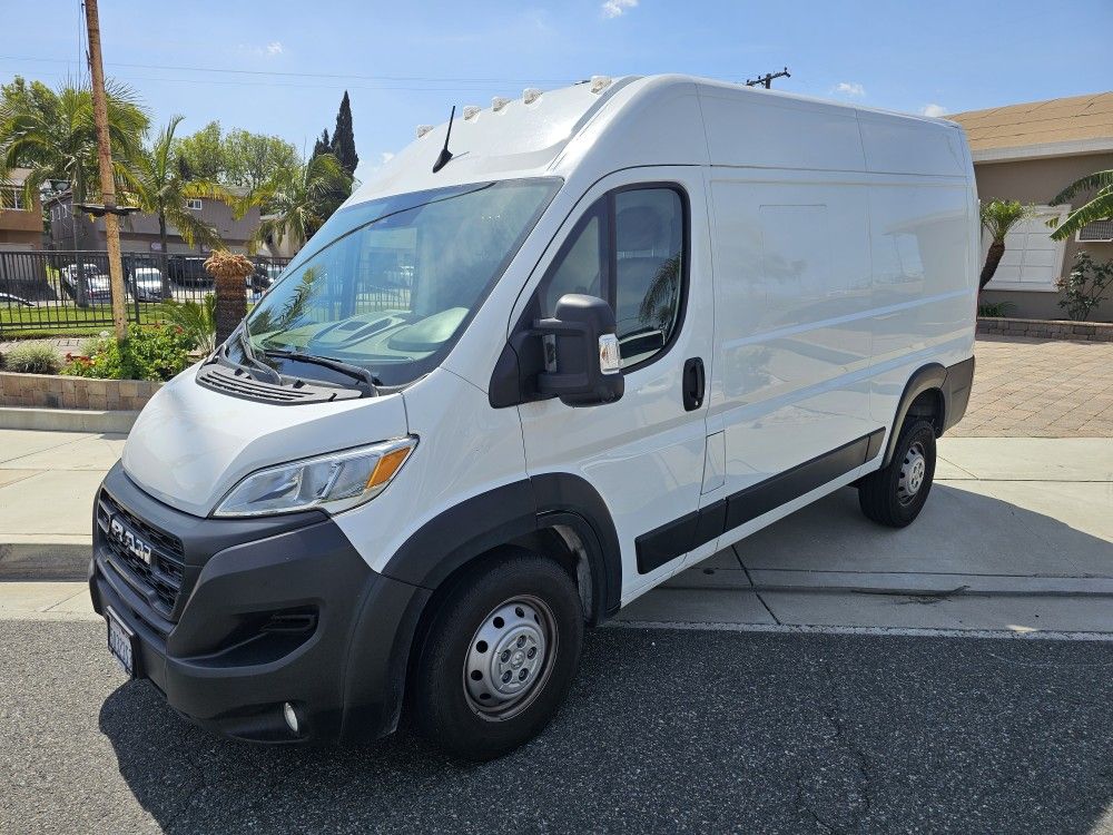 2013 RAM CHEAPEST CARGO PROMASTER 1500 HIGHROOF 136"$4995 DOWN.OAC$4995 ...