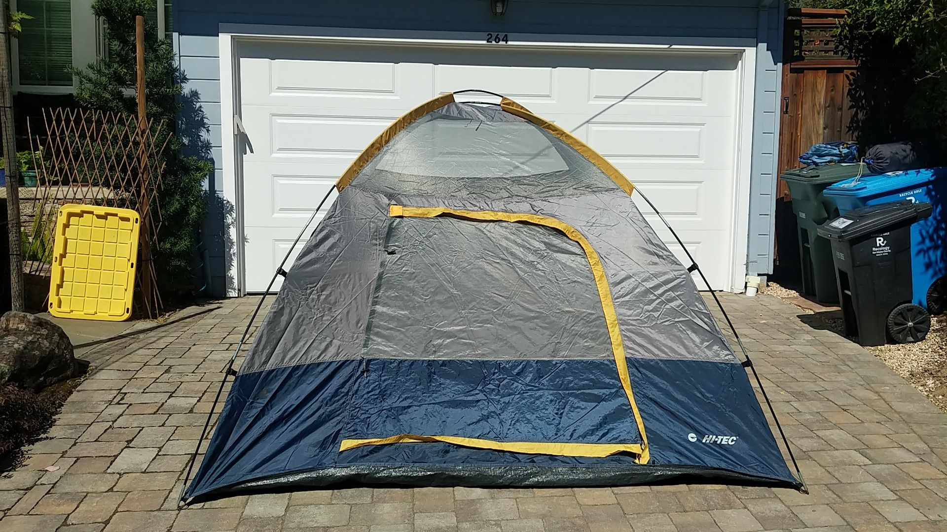 Hi-tec 4 person tent free for Sale in San Carlos, CA - OfferUp