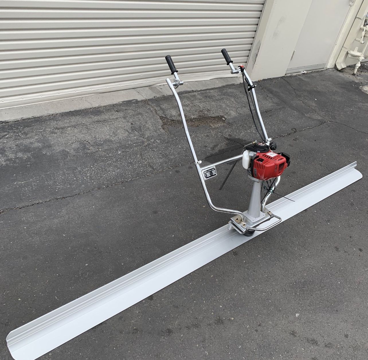 GX35 Honda Power Screed With 16 Ft Blade New 3 Years Warranty 1400.00 for Sale in Huntington ...