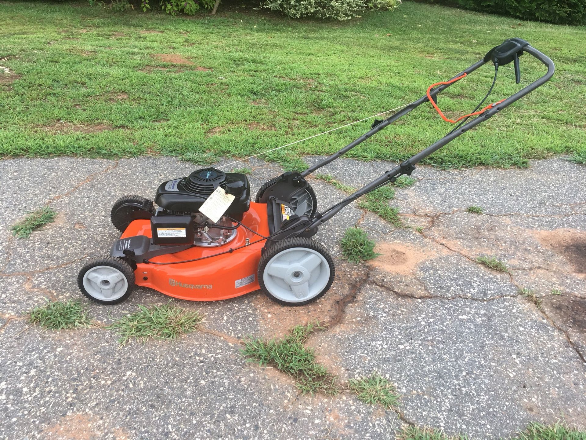HUSQVARNA HU700F W/ HONDA Farm Garden By Owner Sale