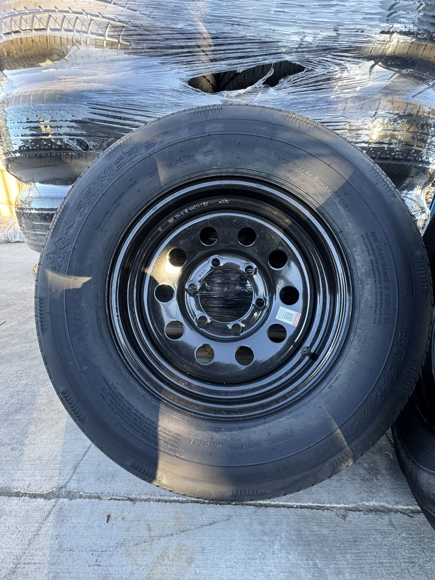 225 75/R15D 8Ply Radial - IN STOCK! for Sale in Hesperia, CA - OfferUp