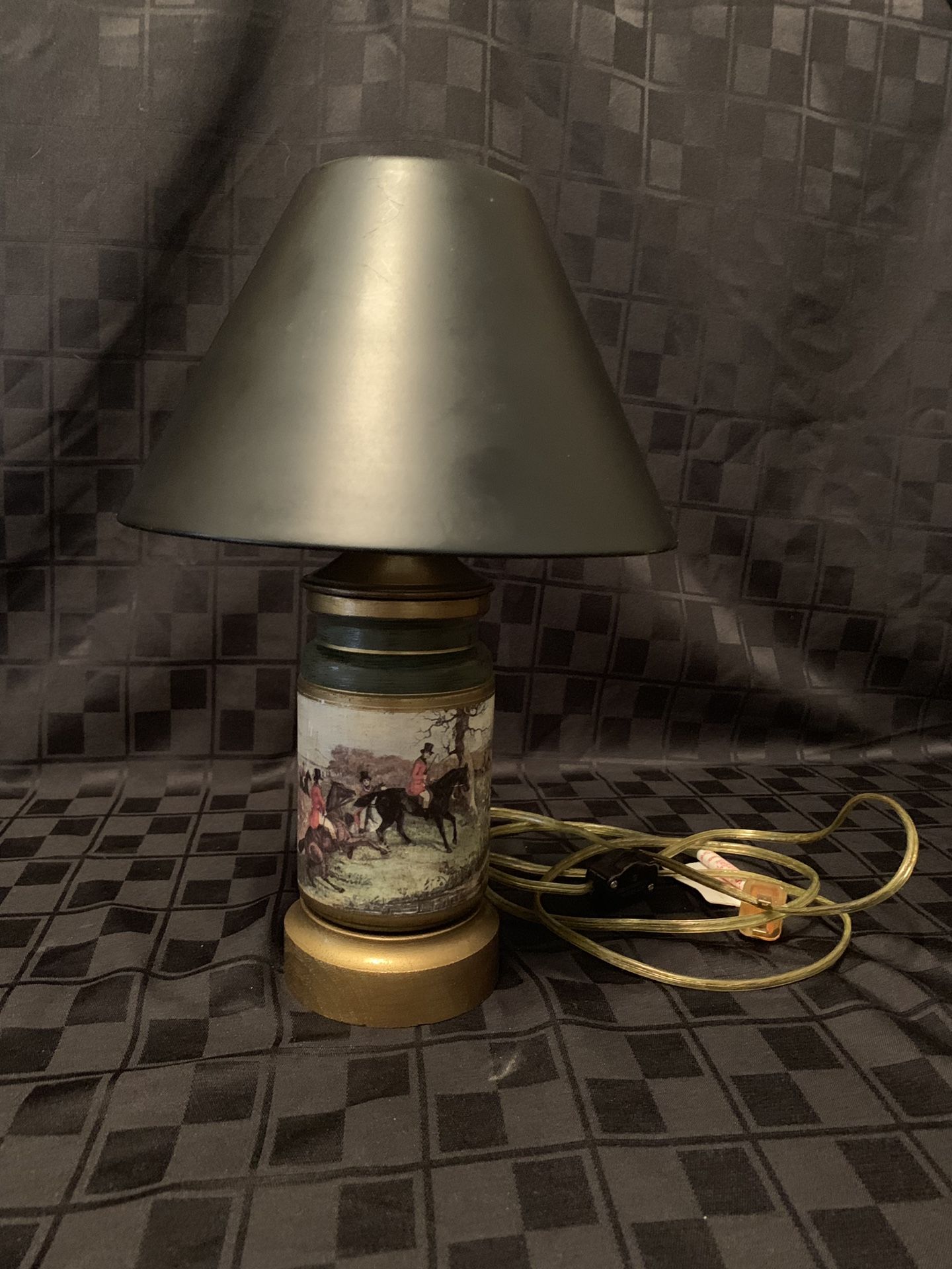 Fox Hunt Lamp for Sale in Garland, TX - OfferUp