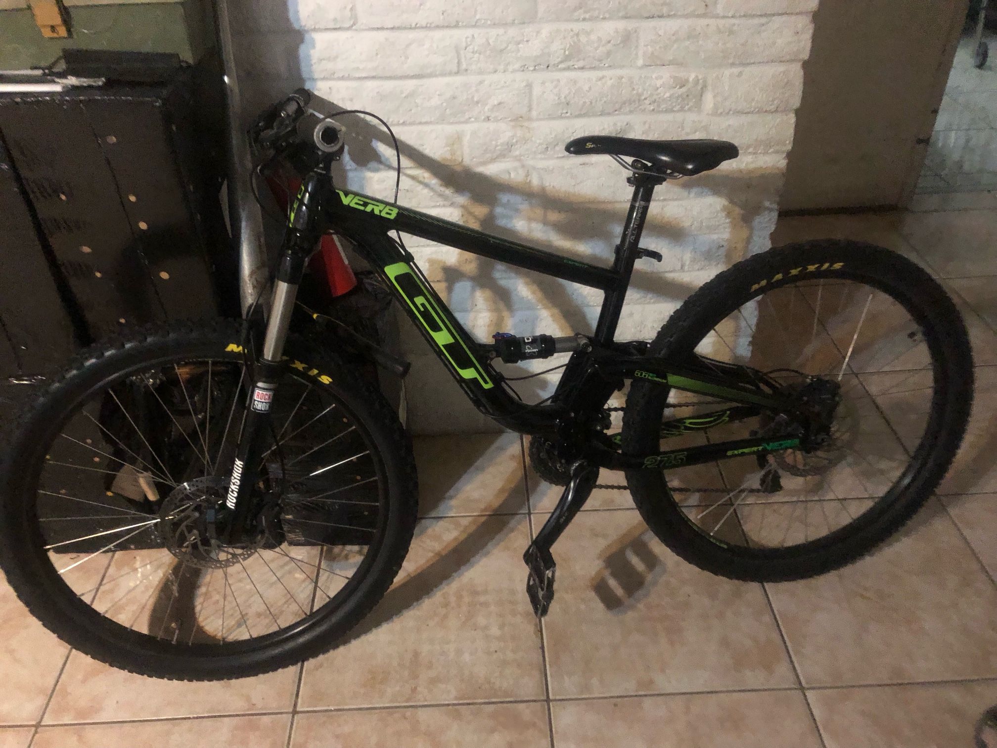 GT Verb Expert Mountain Bicycle for Sale in Miami, FL - OfferUp