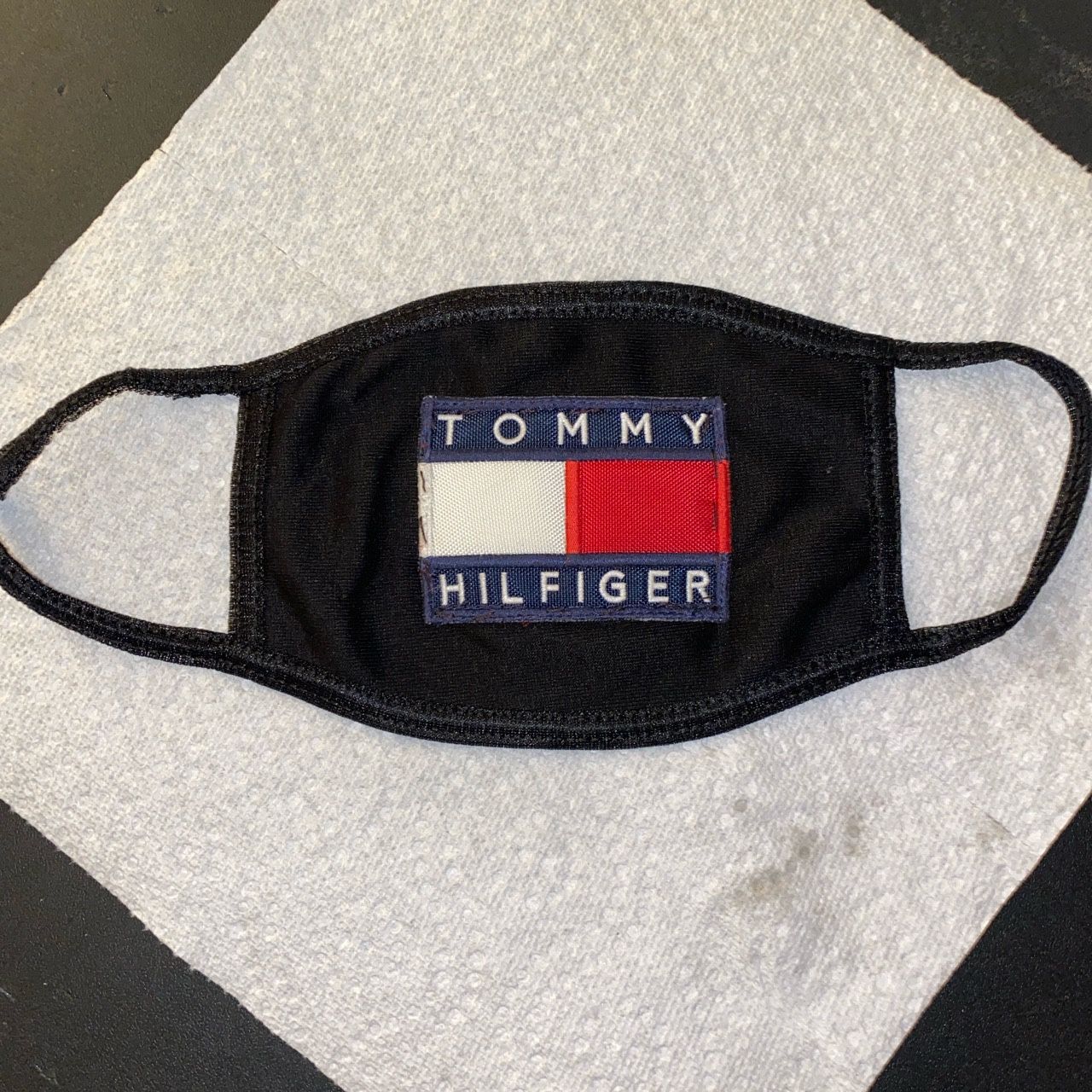 Tommy Hilfiger Face Mask for Sale in Fort Lauderdale, FL - OfferUp